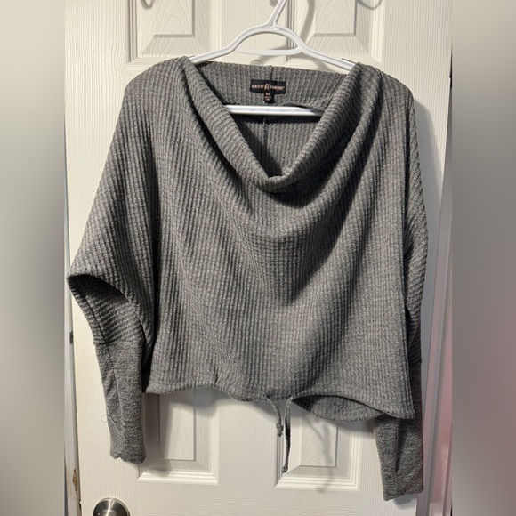Almost Famous | Sweaters | Almost Famous Grey Cropped Cowl Neck Pull ...